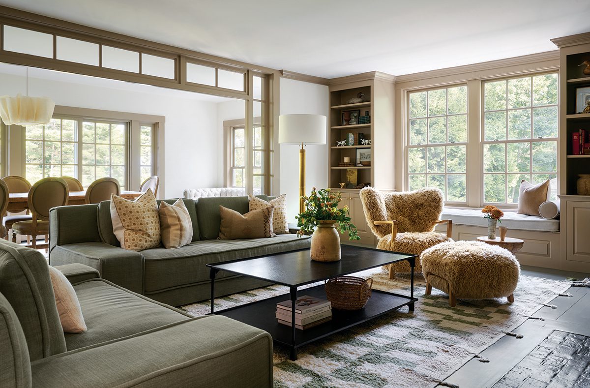 A Country House Renovation Blends Historic Charm with Modern Elegance ...
